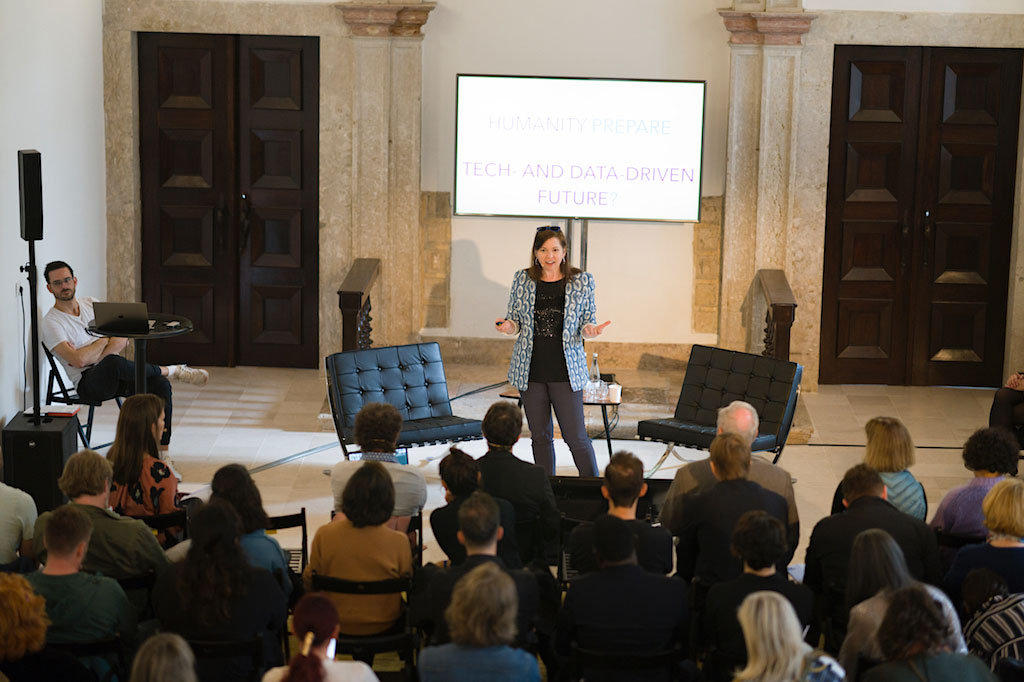 How it works - Kate O'Neill | KO Insights