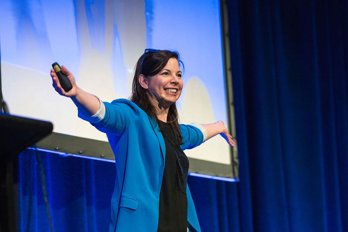 Contact - Kate O'Neill | KO Insights